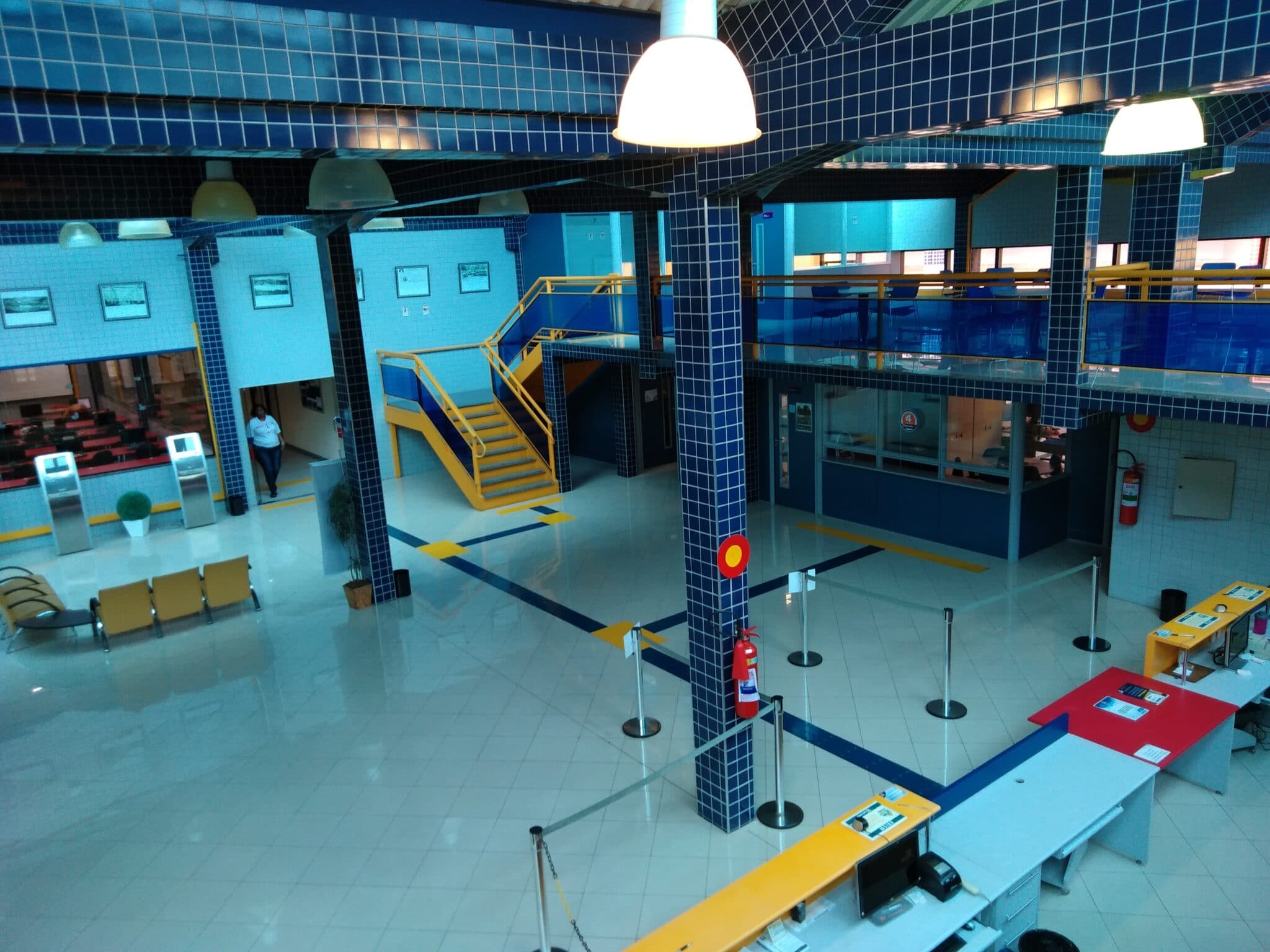 BIBLIOTECA - UNIVERSO-BH